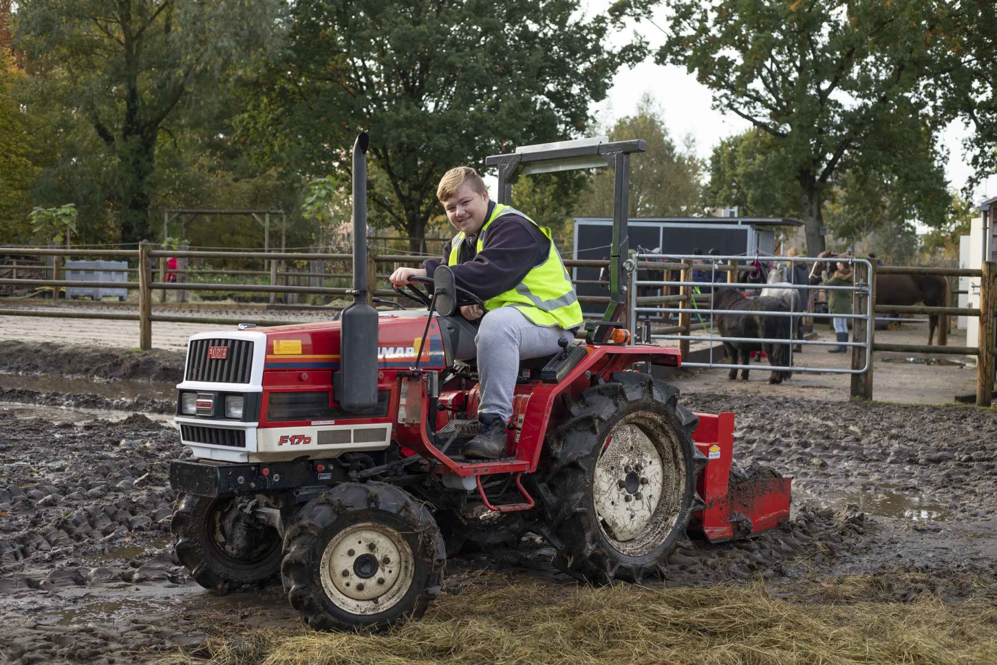 De Baander - School voor praktijkonderwijs | Tractor Rijden